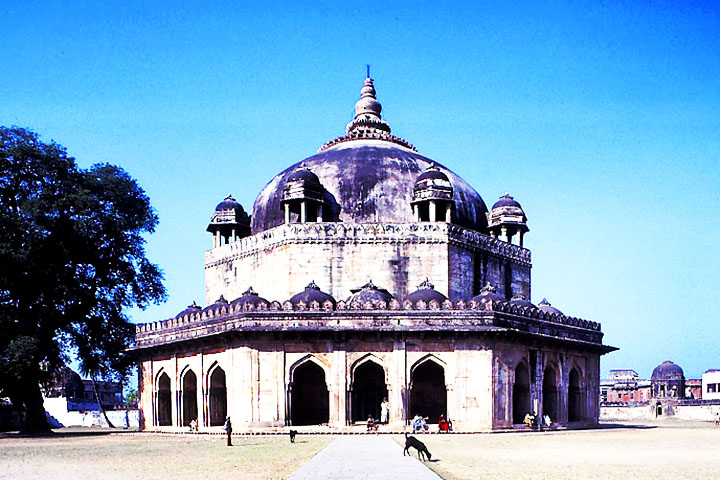 (2024) 4 Top Tourist Places & Offbeat Places In Sasaram