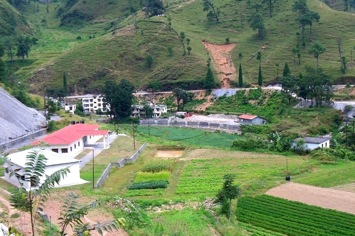 (2024) Top Tourist Places & Offbeat Places In TAKULA