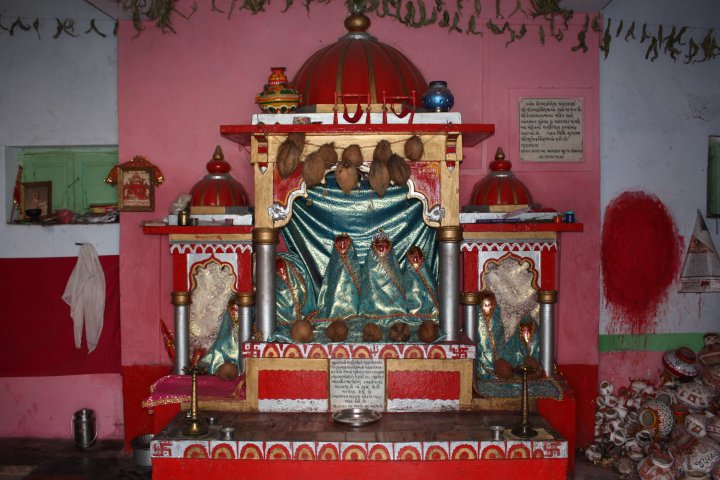 (2024) Top Tourist Places & Offbeat Places In Lunawada (Lunavada)