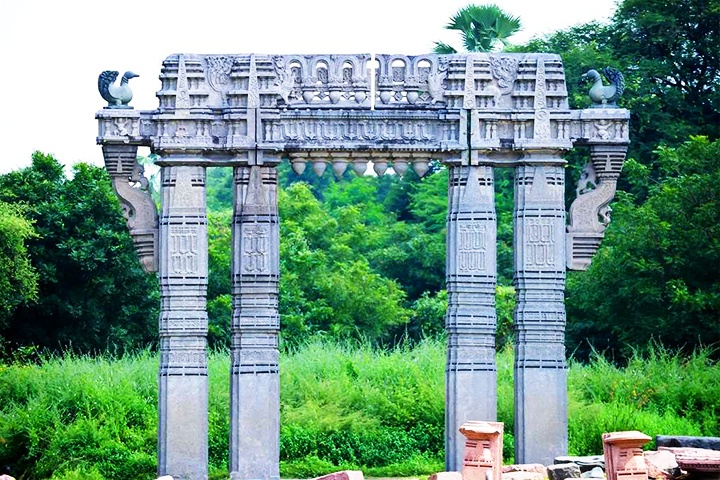 (2024) 5 Top Tourist Places & Offbeat Places In Warangal